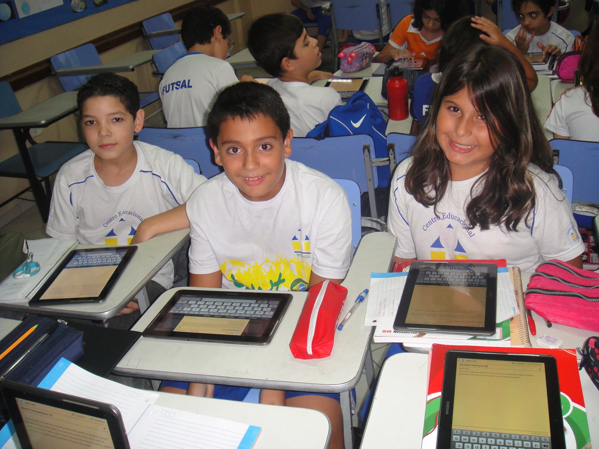Produção textual, mais um recurso: os tablets! – Escola Interação